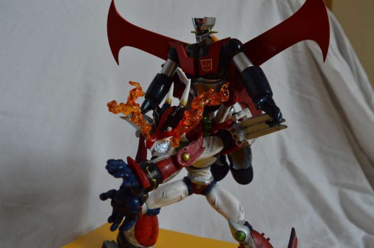 Review : Magma Dragoon garage kit statue from e2046.com